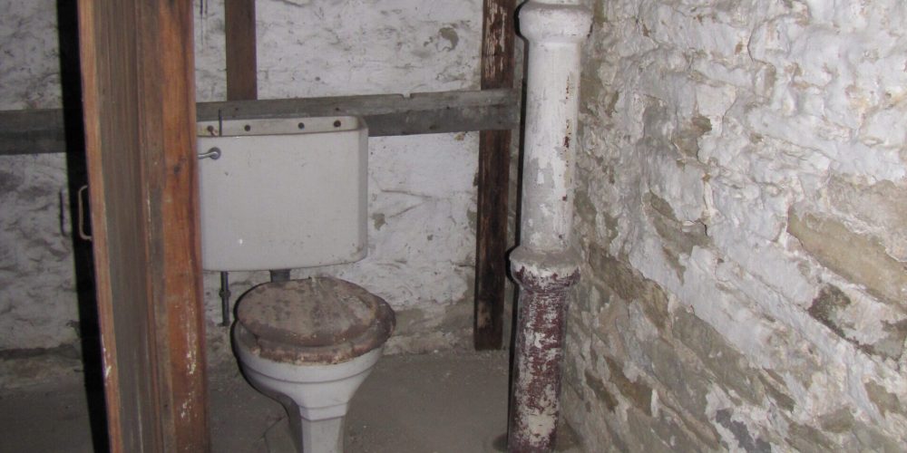 The Pittsburgh Toilet: Brief History - 3Rivers General Contracting